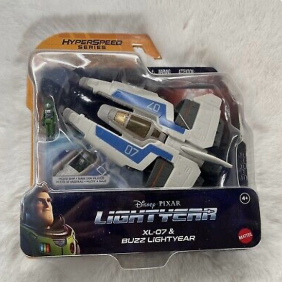 Disney | Toys | Lightyear Movie Buzz Lightyear Xl7 Hyperspeed Series ...